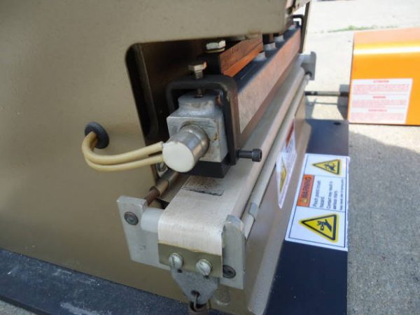 SENTINEL TABLETOP HEAT SEALER, SINGLE PHASE - Wohl Associates