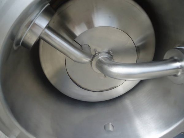 CORNELL D16 VERSATOR WITH VACUUM PUMP AND FILTER - Wohl Associates