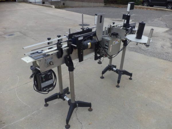 Universal Automatic Pressure Sensitive Wraparound Labeling Machine ...