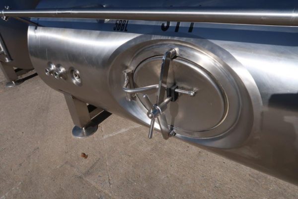 Premier 5 BBL Stainless Horizontal Jacketed Tanks/Fermenters (2) - Wohl ...