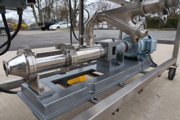 Simplex AV-100 Piston Filler with Progressive Cavity Feed Pump ...
