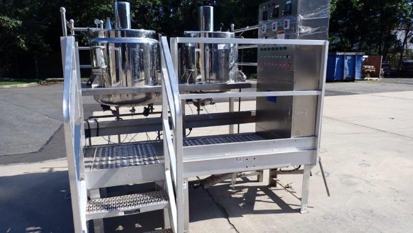 Twin 60 Gallon SS Jacketed Mix Tanks/Kettles, Common Base - Wohl Associates