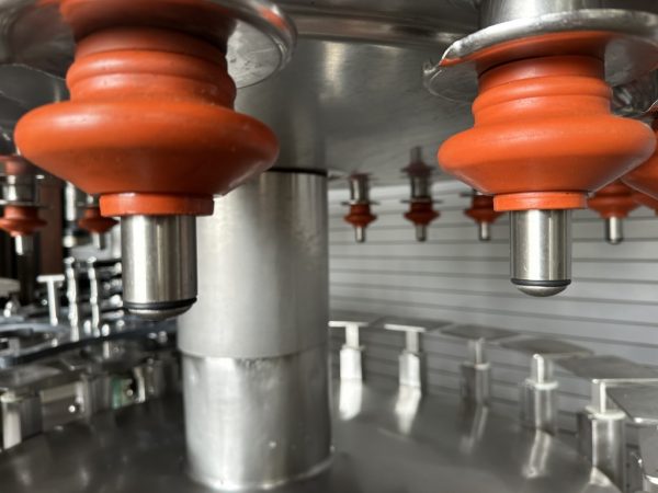 Federal 21 Valve Rotary Gallon Bottle Filler with 5 Head Screw Capper ...